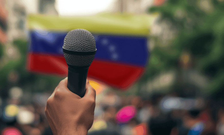 Funcionarios chavistas arrestan a siete periodistas en Venezuela – CHTV ...